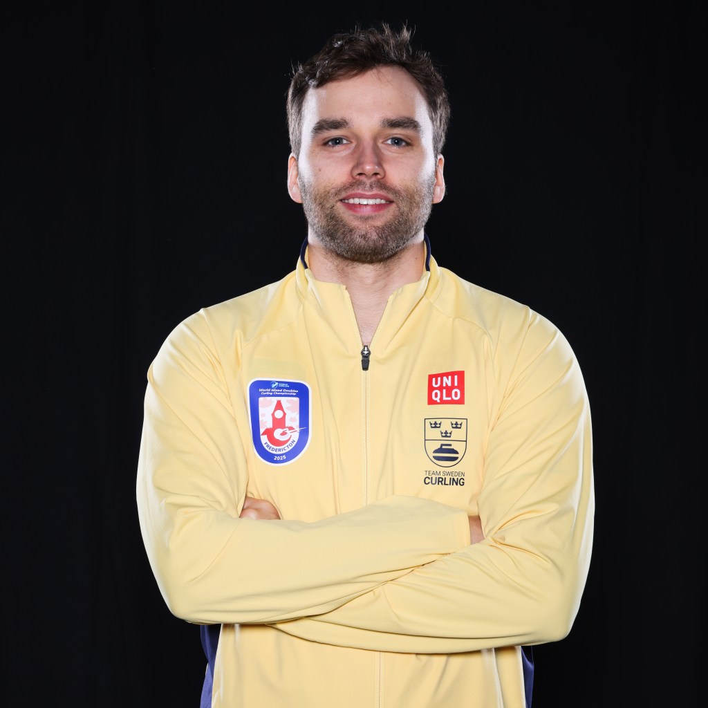Oskar Eriksson - World Curling