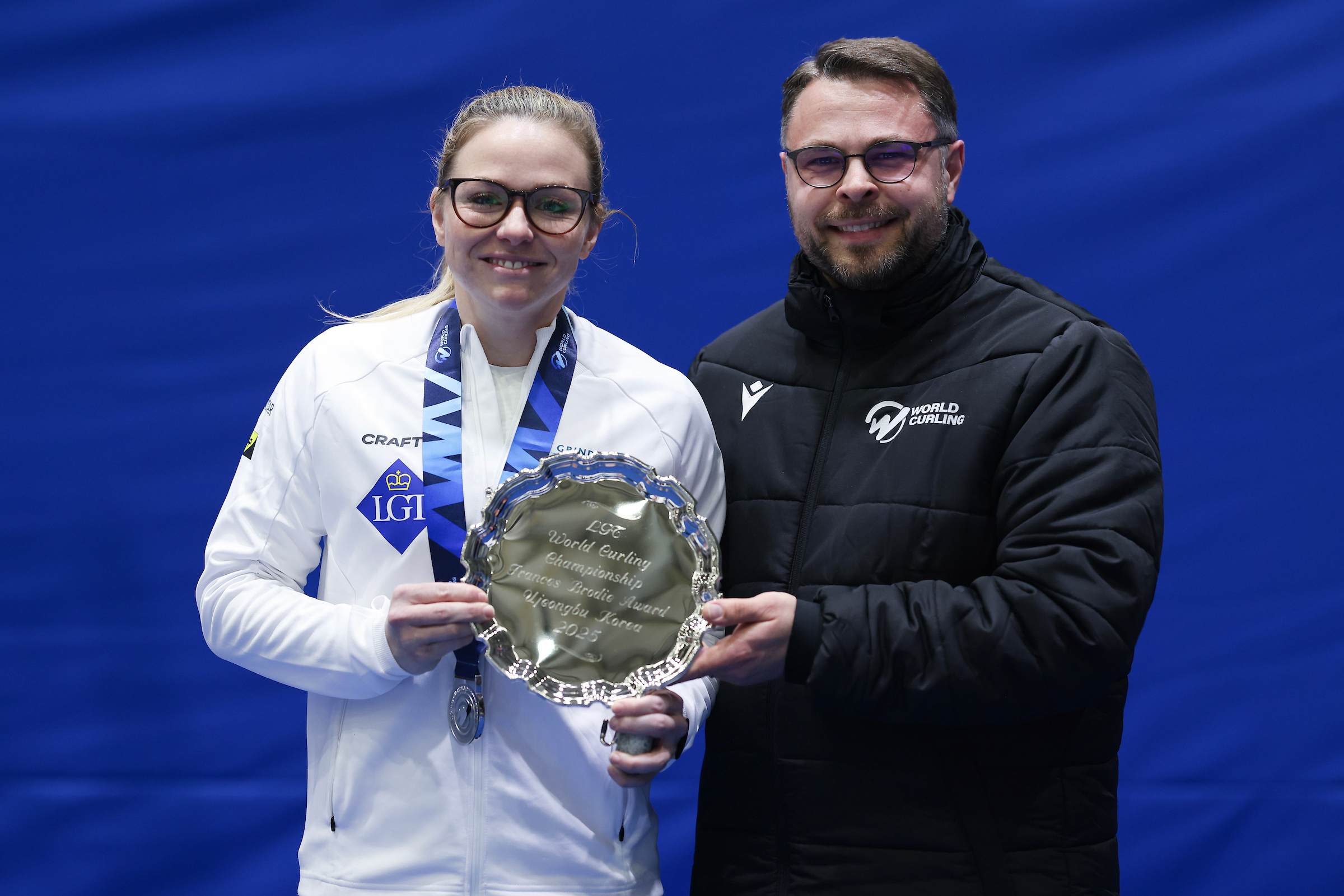 Canada's Homan defends LGT World Women's title - World Curling