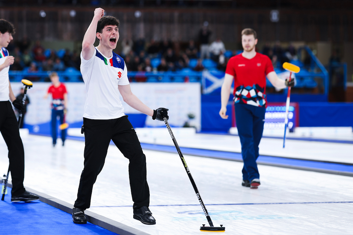 Italy triumph in World Junior title rematch - World Curling